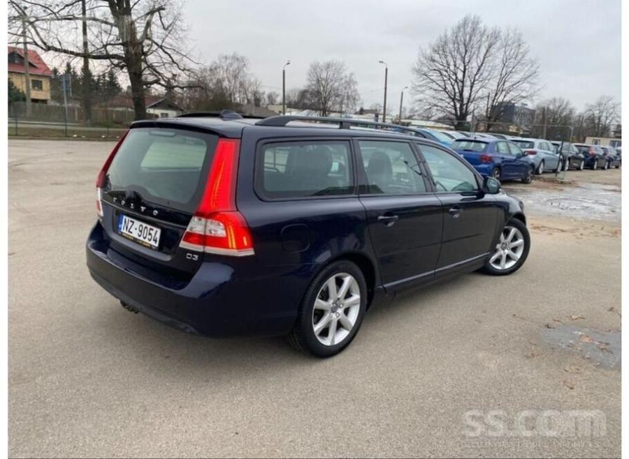 Zils Volvo V70 2016 Rīga, ar dzinēja tilpumu 2.00 L un nobraukumu 211 tūkst. km par 8250 €, foto 3 vietnē AUTOMOTO.COM.LV