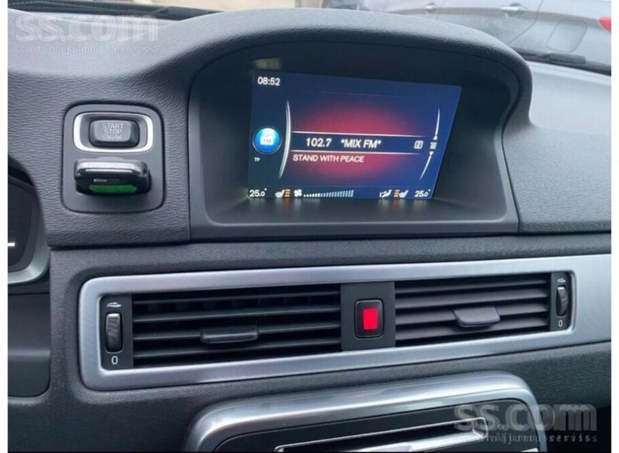 Zils Volvo V70 2016 Rīga, ar dzinēja tilpumu 2.00 L un nobraukumu 211 tūkst. km par 8250 €, foto 10 vietnē AUTOMOTO.COM.LV