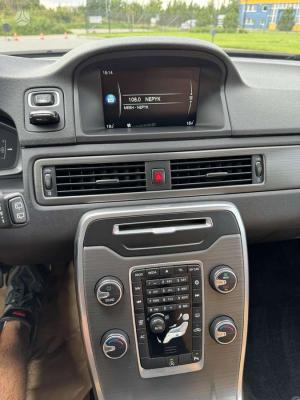 Zils Volvo V70 2016 Telšiai, ar dzinēja tilpumu 1.97 L un nobraukumu 258 tūkst. km par 6600 €, foto 32 vietnē AUTOMOTO.COM.LV