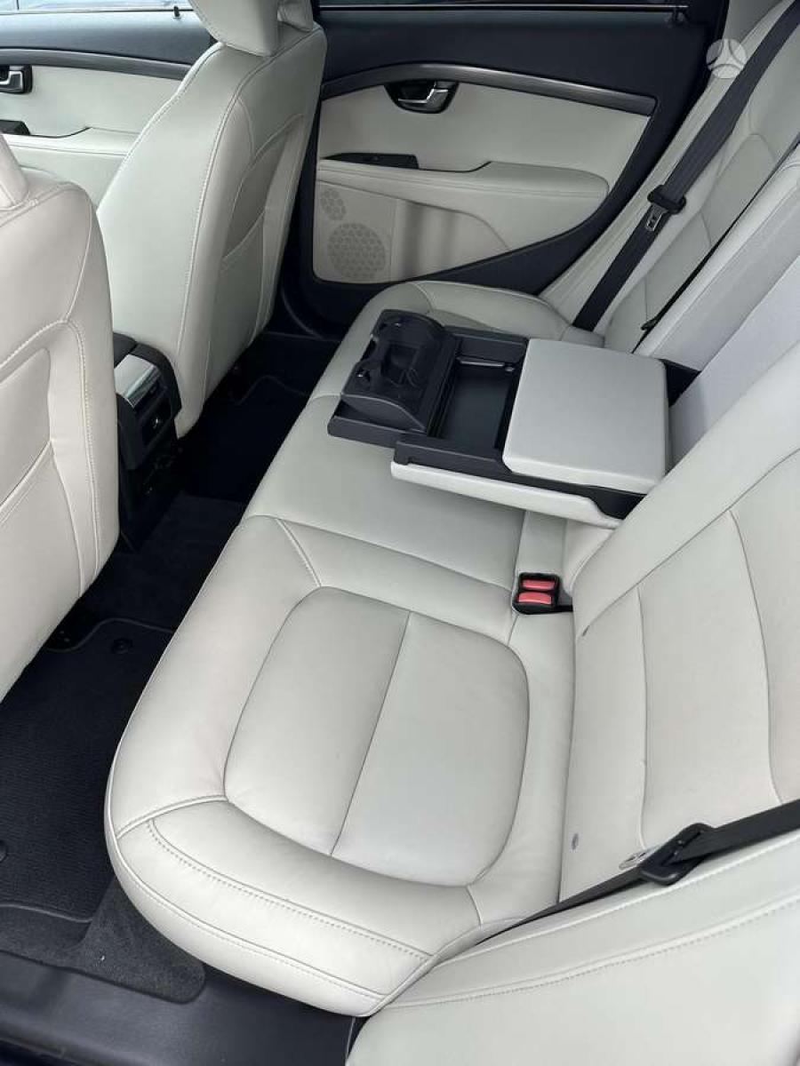 Zils Volvo V70 2016 Kauņa, ar dzinēja tilpumu 1.98 L un nobraukumu 263 tūkst. km par 6750 €, foto 19 vietnē AUTOMOTO.COM.LV