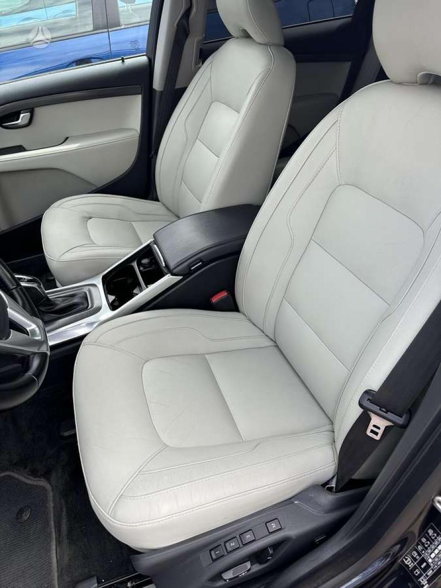 Zils Volvo V70 2016 Kauņa, ar dzinēja tilpumu 1.98 L un nobraukumu 263 tūkst. km par 6750 €, foto 23 vietnē AUTOMOTO.COM.LV