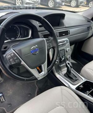 Zils Volvo V70 2016 Daugavpils, ar dzinēja tilpumu 2.00 L un nobraukumu 0 tūkst. km par 10350 €, foto 7 vietnē AUTOMOTO.COM.LV