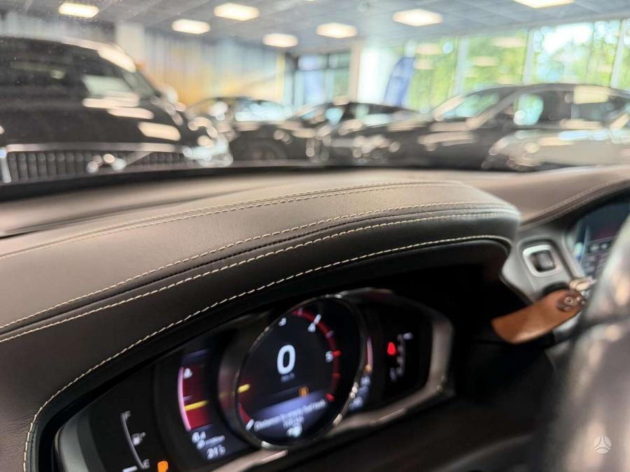 Zils Volvo V70 2016 Klaipėda, ar dzinēja tilpumu 1.97 L un nobraukumu 281 tūkst. km par 8900 €, foto 6 vietnē AUTOMOTO.COM.LV