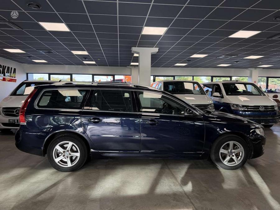 Zils Volvo V70 2016 Klaipėda, ar dzinēja tilpumu 1.97 L un nobraukumu 281 tūkst. km par 8900 €, foto 15 vietnē AUTOMOTO.COM.LV