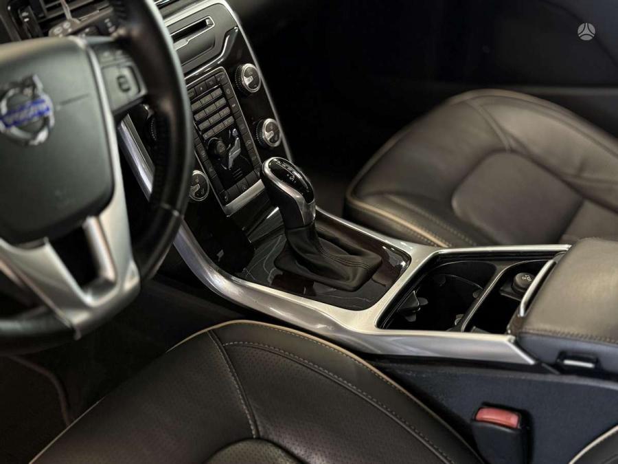Zils Volvo V70 2016 Klaipėda, ar dzinēja tilpumu 1.97 L un nobraukumu 281 tūkst. km par 8900 €, foto 20 vietnē AUTOMOTO.COM.LV