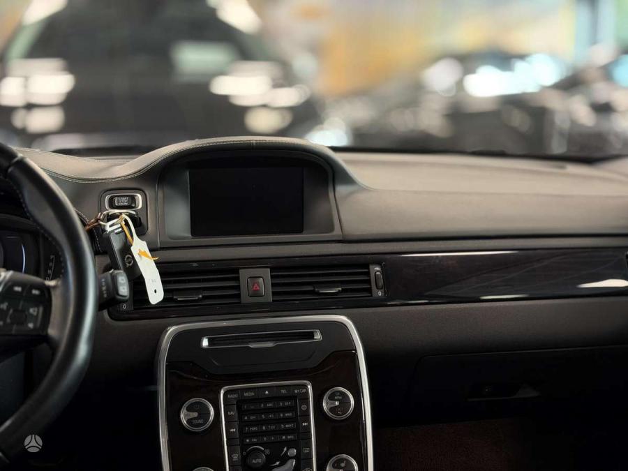 Zils Volvo V70 2016 Klaipėda, ar dzinēja tilpumu 1.97 L un nobraukumu 281 tūkst. km par 8900 €, foto 31 vietnē AUTOMOTO.COM.LV