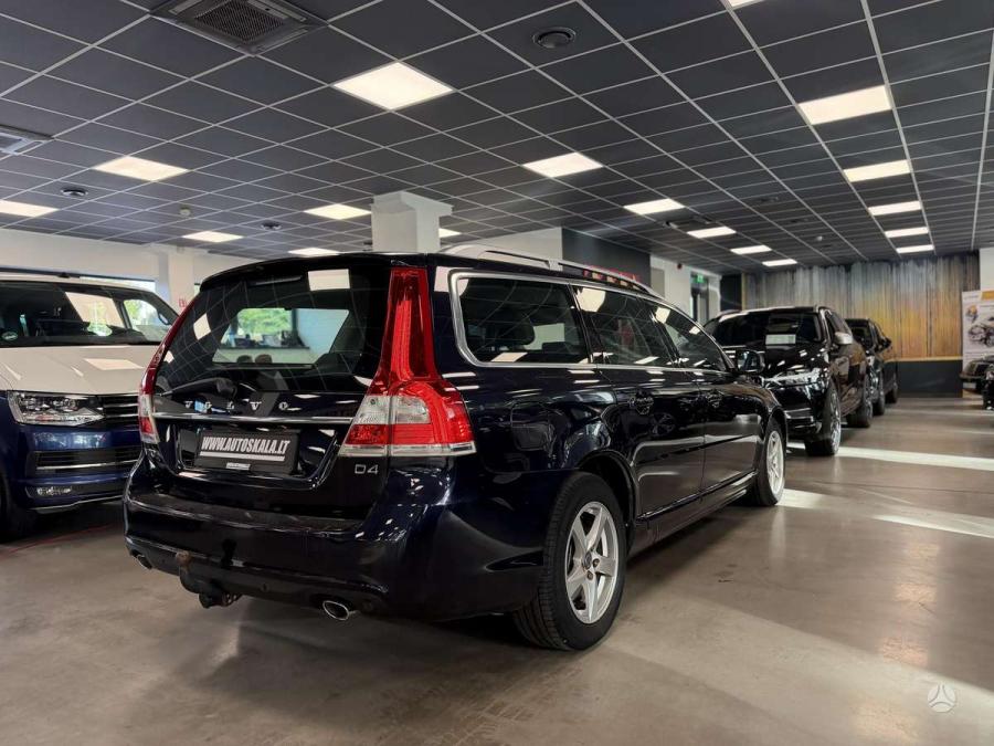 Zils Volvo V70 2016 Klaipėda, ar dzinēja tilpumu 1.97 L un nobraukumu 281 tūkst. km par 8900 €, foto 32 vietnē AUTOMOTO.COM.LV