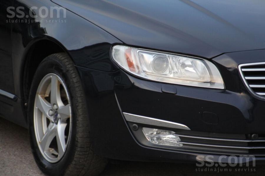 Zils Volvo V70 2016 Tukums, ar dzinēja tilpumu 2.00 L un nobraukumu 360 tūkst. km par 5200 €, foto 1 vietnē AUTOMOTO.COM.LV