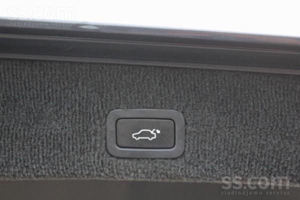 Zils Volvo V70 2016 Tukums, ar dzinēja tilpumu 2.00 L un nobraukumu 360 tūkst. km par 5200 €, foto 8 vietnē AUTOMOTO.COM.LV