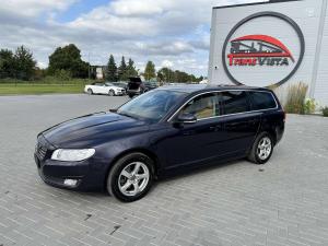 Blue Volvo V70 2017 in Telschi, with an engine capacity of 1.98 L and mileage of 258 thousand km for 6600 €, photo 3 on AUTOMOTO.COM.LV