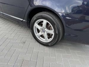 Blue Volvo V70 2017 in Telschi, with an engine capacity of 1.98 L and mileage of 258 thousand km for 6600 €, photo 12 on AUTOMOTO.COM.LV