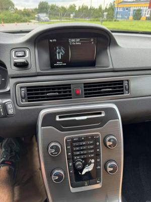 Blue Volvo V70 2017 in Telschi, with an engine capacity of 1.98 L and mileage of 258 thousand km for 6600 €, photo 29 on AUTOMOTO.COM.LV