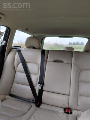 Brown Volvo V70 2009 in Talsi, with an engine capacity of 1.60 L and mileage of 325 thousand km for 2100 €, photo 5 on AUTOMOTO.COM.LV