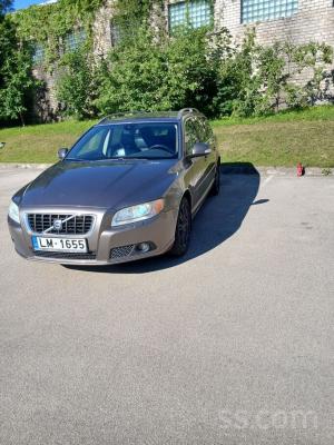 Brūns Volvo V70 2008 Jūrmala, ar dzinēja tilpumu 2.00 L un nobraukumu 368 tūkst. km par 2450 €, foto 3 vietnē AUTOMOTO.COM.LV