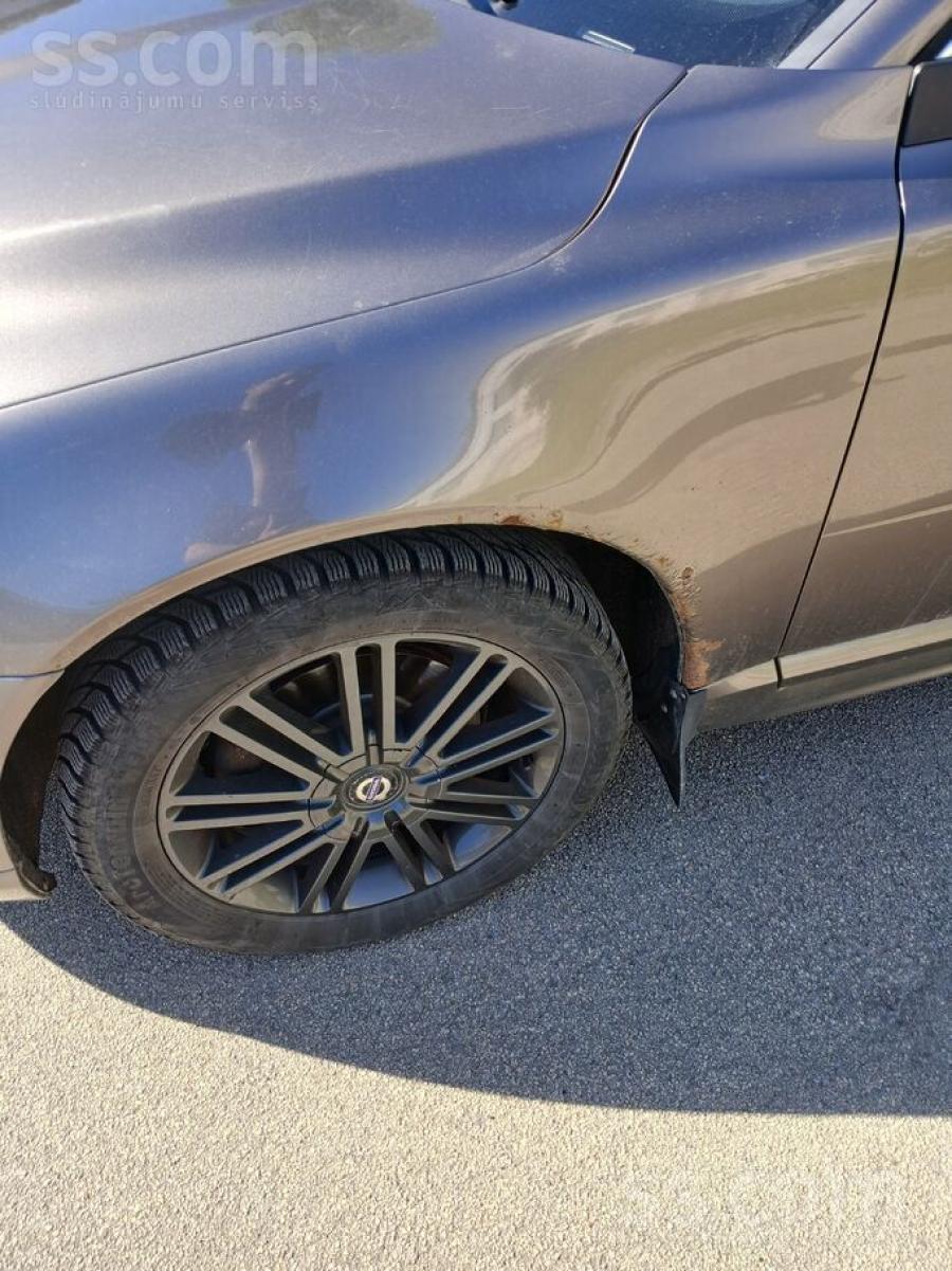 Brūns Volvo V70 2008 Jūrmala, ar dzinēja tilpumu 2.00 L un nobraukumu 368 tūkst. km par 2450 €, foto 12 vietnē AUTOMOTO.COM.LV