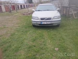 Коричневый Вольво В70 2002 в Балви, объемом двигателя 2.40 л и пробегом 319 тыс. км за 550 €, фото  на AUTOMOTO.COM.LV