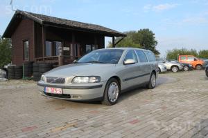 Brown Volvo V70 2003 in Liepaja, with an engine capacity of 2.40 L and mileage of 436 thousand km for 2700 €, photo  on AUTOMOTO.COM.LV