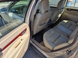 Brown Volvo V70 2004 in Daugavpils, with an engine capacity of 2.40 L and mileage of 347 thousand km for 1500 €, photo 7 on AUTOMOTO.COM.LV