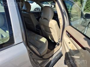 Brown Volvo V70 2004 in Daugavpils, with an engine capacity of 2.40 L and mileage of 347 thousand km for 1500 €, photo 9 on AUTOMOTO.COM.LV