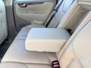 Brūns Volvo V70 2005 Rīga, ar dzinēja tilpumu 2.40 L un nobraukumu 257 tūkst. km par 3995 €, foto 9 vietnē AUTOMOTO.COM.LV