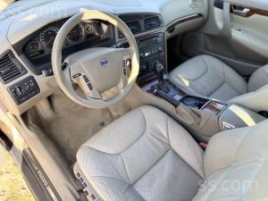 Brūns Volvo V70 2005 Rīga, ar dzinēja tilpumu 2.40 L un nobraukumu 257 tūkst. km par 3995 €, foto 10 vietnē AUTOMOTO.COM.LV