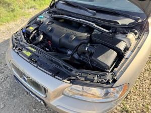 Brūns Volvo V70 2005 Rīga, ar dzinēja tilpumu 2.40 L un nobraukumu 257 tūkst. km par 3995 €, foto 18 vietnē AUTOMOTO.COM.LV