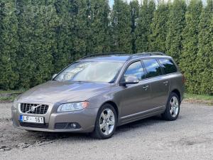 Brown Volvo V70 2007 in Aluksne, with an engine capacity of 2.40 L and mileage of 263 thousand km for 2700 €, photo 1 on AUTOMOTO.COM.LV