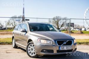Brūns Volvo V70 2007 Rīga, ar dzinēja tilpumu 2.40 L un nobraukumu 335 tūkst. km par 8500 €, foto 2 vietnē AUTOMOTO.COM.LV