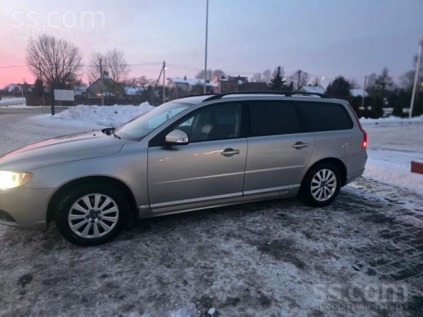 Brūns Volvo V70 2007 Rīga, ar dzinēja tilpumu 2.40 L un nobraukumu 420 tūkst. km par 3200 €, foto 3 vietnē AUTOMOTO.COM.LV
