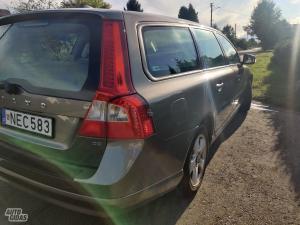 Brown Volvo V70 2007 in Vilnius, with an engine capacity of 2.40 L and mileage of 330 thousand km for 3750 €, photo 8 on AUTOMOTO.COM.LV