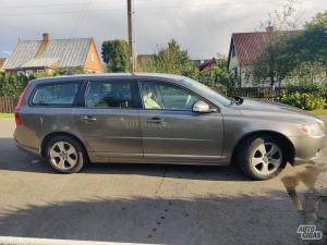 Brown Volvo V70 2007 in Vilnius, with an engine capacity of 2.40 L and mileage of 330 thousand km for 3750 €, photo 10 on AUTOMOTO.COM.LV