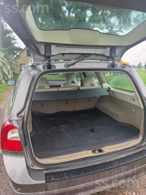 Brūns Volvo V70 2007 Daugavpils, ar dzinēja tilpumu 2.40 L un nobraukumu 323 tūkst. km par 4250 €, foto 7 vietnē AUTOMOTO.COM.LV