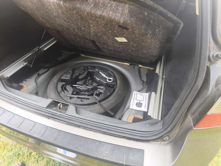 Brūns Volvo V70 2007 Kauņa, ar dzinēja tilpumu 2.52 L un nobraukumu 326 tūkst. km par 3800 €, foto 8 vietnē AUTOMOTO.COM.LV