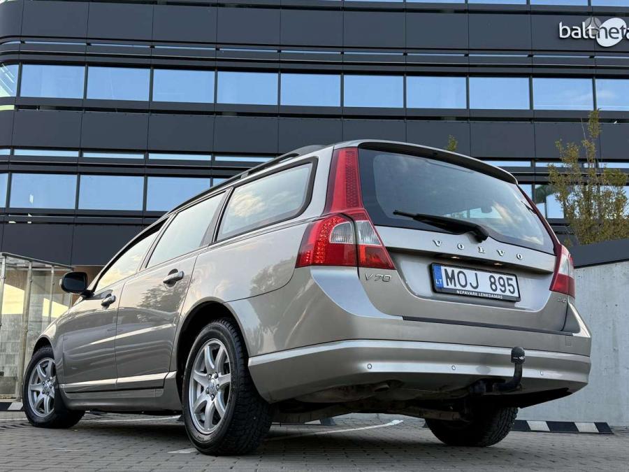Brūns Volvo V70 2007 Kauņa, ar dzinēja tilpumu 2.40 L un nobraukumu 322 tūkst. km par 2950 €, foto 13 vietnē AUTOMOTO.COM.LV