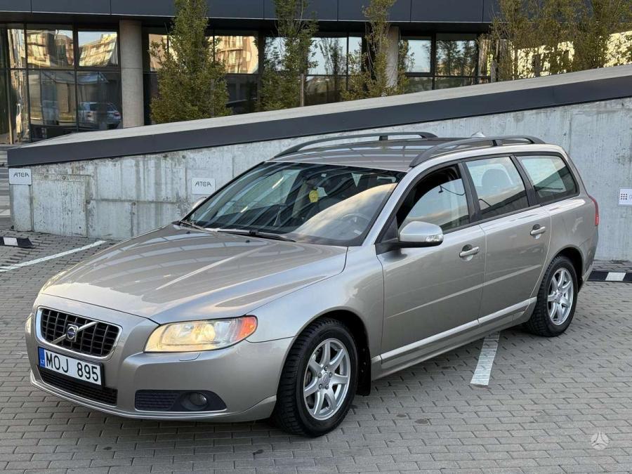 Brūns Volvo V70 2007 Kauņa, ar dzinēja tilpumu 2.40 L un nobraukumu 322 tūkst. km par 2950 €, foto 18 vietnē AUTOMOTO.COM.LV
