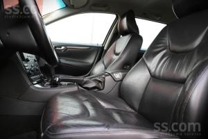 Brown Volvo V70 2007 in Riga, with an engine capacity of 2.40 L and mileage of 435 thousand km for 2495 €, photo 12 on AUTOMOTO.COM.LV