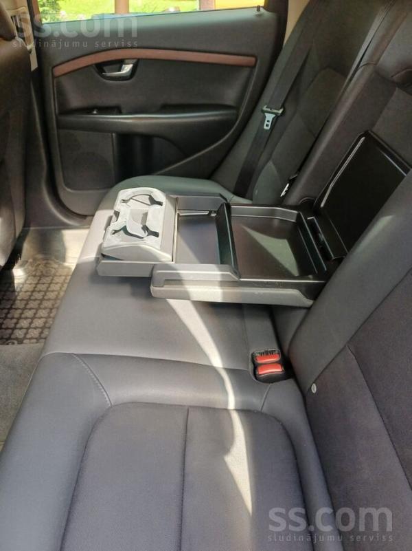Brūns Volvo V70 2007 Rīga, ar dzinēja tilpumu 2.40 L un nobraukumu 528 tūkst. km par 2150 €, foto 5 vietnē AUTOMOTO.COM.LV