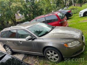 Brūns Volvo V70 2007 Ogre, ar dzinēja tilpumu 2.40 L un nobraukumu 430 tūkst. km par 1800 €, foto 7 vietnē AUTOMOTO.COM.LV