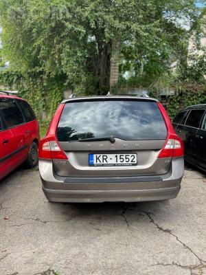 Brūns Volvo V70 2007 Ogre, ar dzinēja tilpumu 2.40 L un nobraukumu 430 tūkst. km par 1800 €, foto 8 vietnē AUTOMOTO.COM.LV