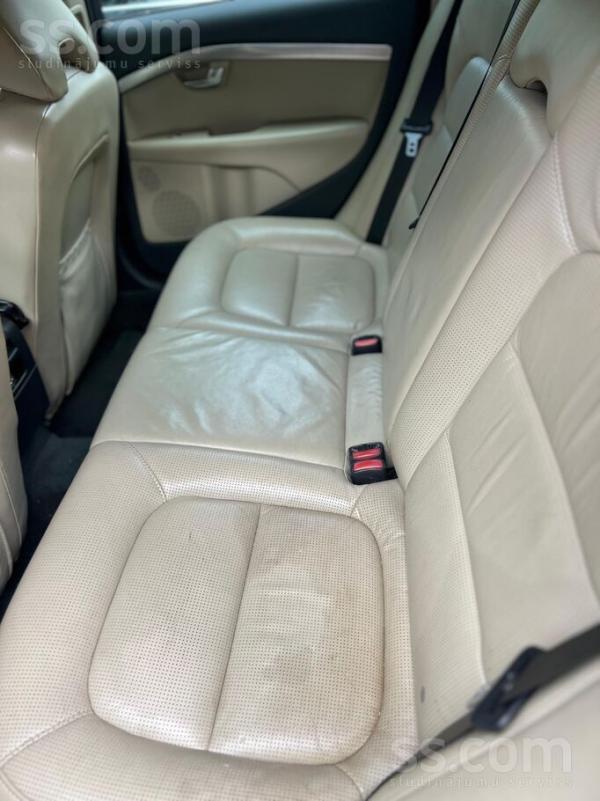 Brūns Volvo V70 2007 Ogre, ar dzinēja tilpumu 2.40 L un nobraukumu 430 tūkst. km par 1800 €, foto 6 vietnē AUTOMOTO.COM.LV
