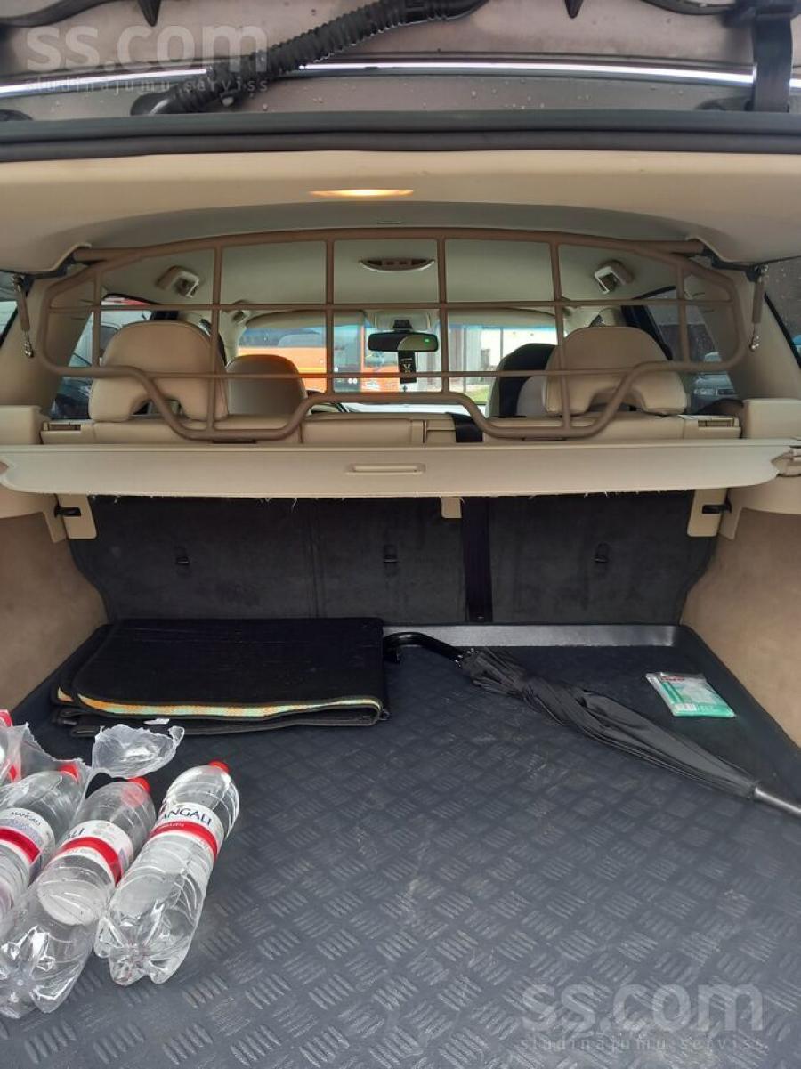 Brown Volvo V70 2007 in Preili, with an engine capacity of 2.40 L and mileage of 299 thousand km for 4100 €, photo 8 on AUTOMOTO.COM.LV