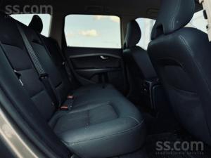 Brown Volvo V70 2008 in Cesis, with an engine capacity of 2.40 L and mileage of 333 thousand km for 2850 €, photo 20 on AUTOMOTO.COM.LV