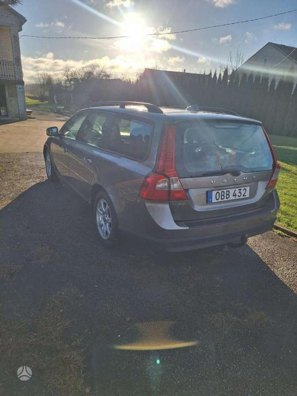 Brūns Volvo V70 2008 Klaipėda, ar dzinēja tilpumu 2.40 L un nobraukumu 362 tūkst. km par 2900 €, foto 7 vietnē AUTOMOTO.COM.LV