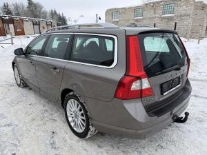 Brūns Volvo V70 2008 Ukmergė, ar dzinēja tilpumu 2.00 L un nobraukumu 285 tūkst. km par 3950 €, foto 5 vietnē AUTOMOTO.COM.LV