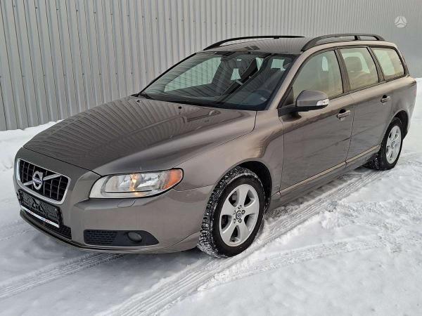 Brūns Volvo V70 2008 Ukmergė, ar dzinēja tilpumu 2.00 L un nobraukumu 324 tūkst. km par 3000 €, foto 1 vietnē AUTOMOTO.COM.LV