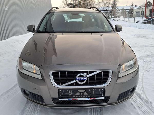 Brūns Volvo V70 2008 Ukmergė, ar dzinēja tilpumu 2.00 L un nobraukumu 324 tūkst. km par 3000 €, foto 6 vietnē AUTOMOTO.COM.LV