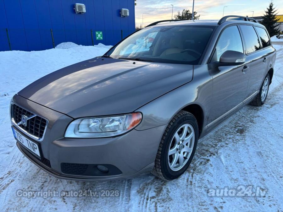 Brūns Volvo V70 2008 Paide, ar dzinēja tilpumu 2.00 L un nobraukumu 427 tūkst. km par 3790 €, foto 1 vietnē AUTOMOTO.COM.LV
