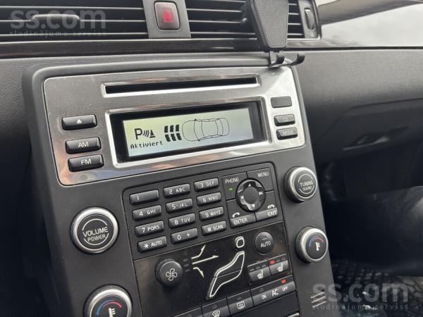 Коричневый Вольво В70 2008 в Рига, объемом двигателя 2.00 л и пробегом 324 тыс. км за 2000 €, фото 10 на AUTOMOTO.COM.LV