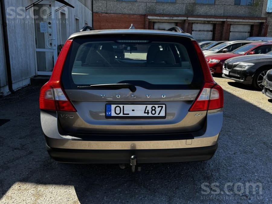 Brūns Volvo V70 2008 Daugavpils, ar dzinēja tilpumu 2.40 L un nobraukumu 0 tūkst. km par 4250 €, foto 6 vietnē AUTOMOTO.COM.LV