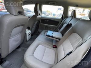 Brūns Volvo V70 2008 Daugavpils, ar dzinēja tilpumu 2.40 L un nobraukumu 0 tūkst. km par 4250 €, foto 23 vietnē AUTOMOTO.COM.LV